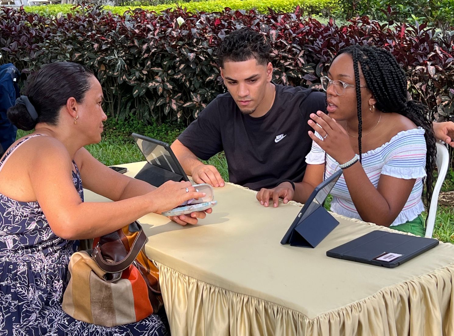 Estudiantes de intercambio aprenden sobre el pacífico colombiano